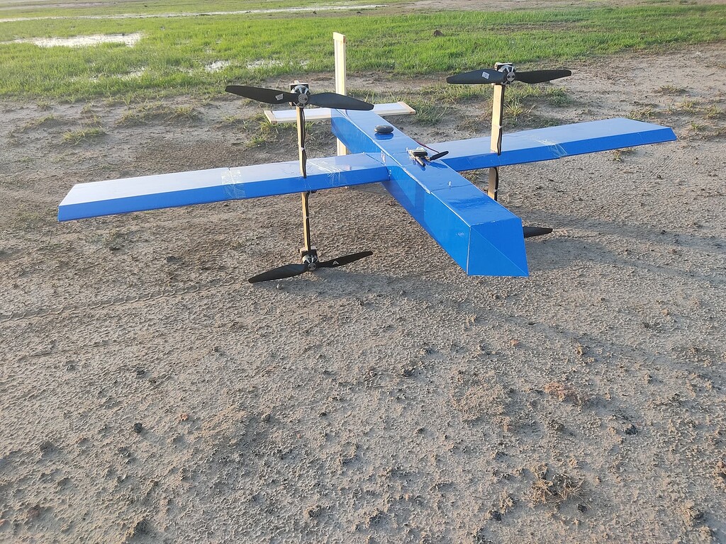Quad motor fixed wing tail sitter out of control after transition ...