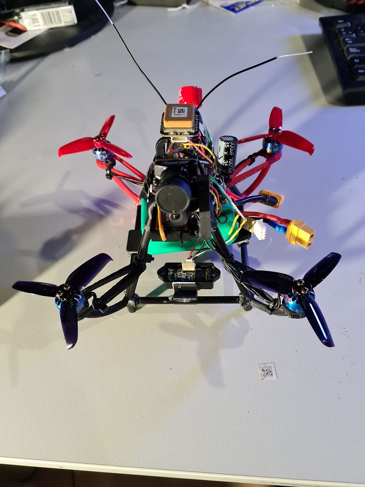 Building a quad frame on the basis of topology optimization - Blog ...