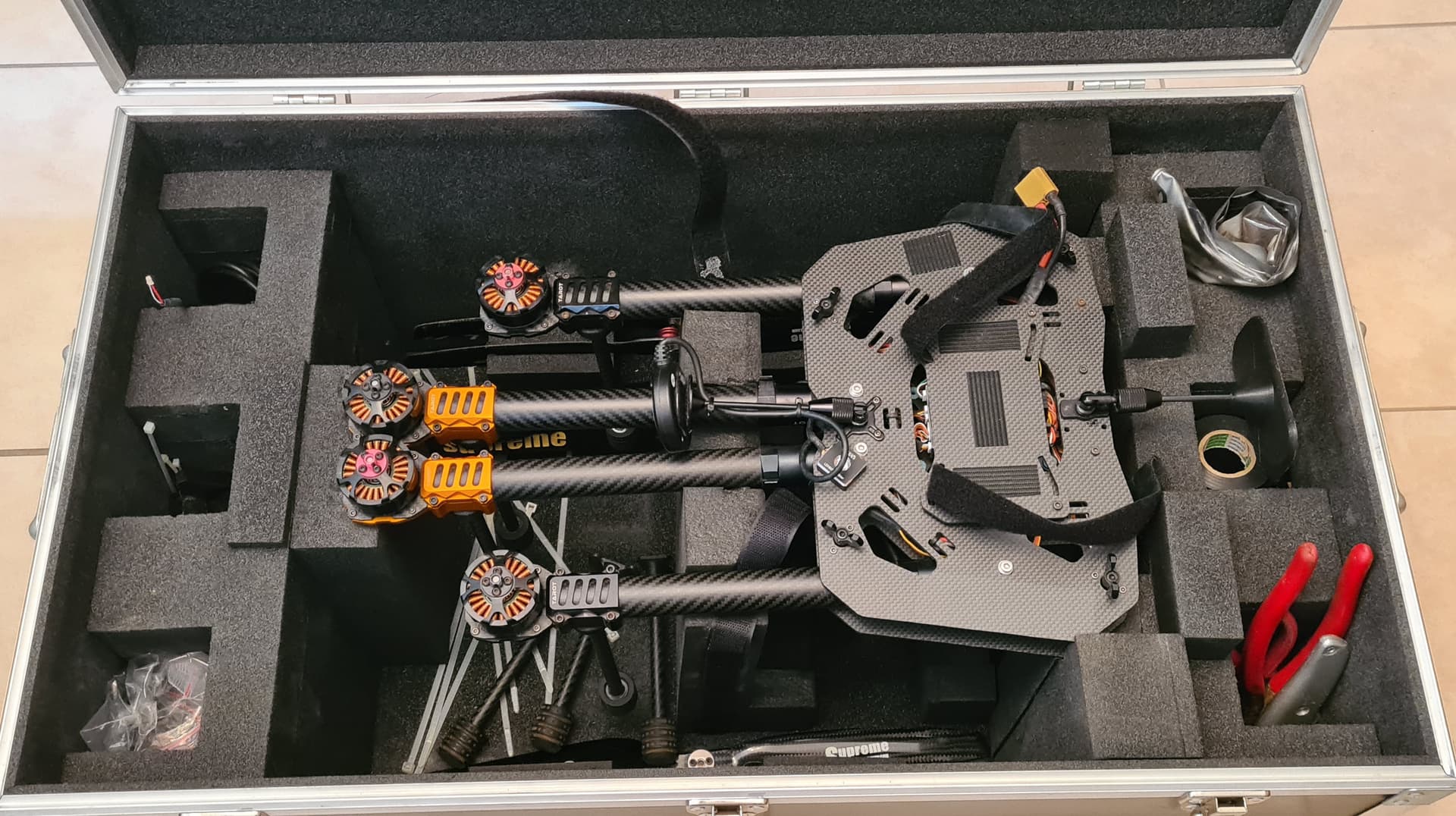 Quadcopter: Full Carbon Fibre body, Folding Arms, Multirotor x 4 with Carry Case and Futaba 14SG ...